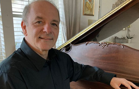 Award-Winning & World-Class Music Producers I Make My Record